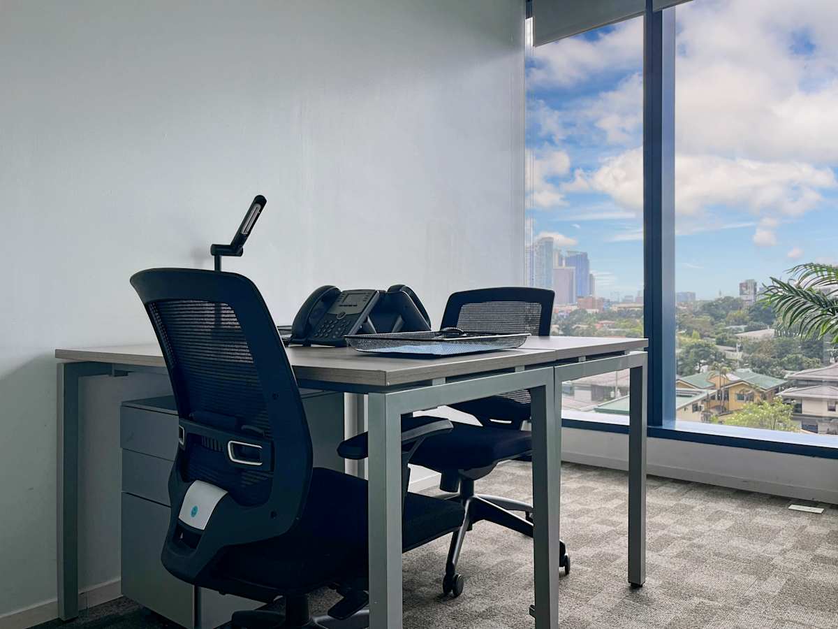 8 Rockwell, Makati City | Flexify
